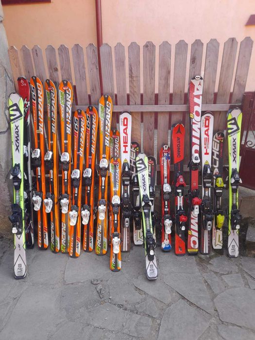 Schiuri copii adulti skiuri incepatori intermediari sau avansati ...