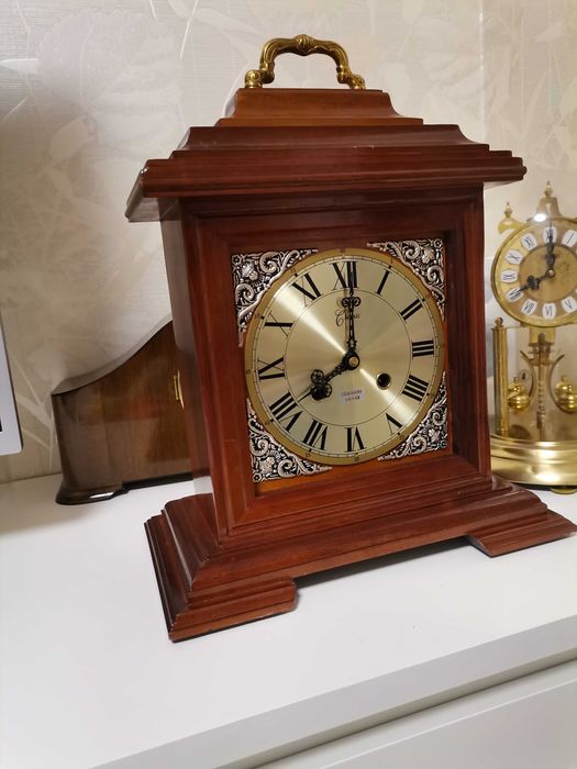 Немски механичен каминен часовник гр. Варна Трошево • OLX.bg