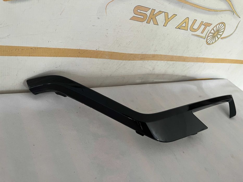 Ornament grila proiector stanga Volvo XC60 R Line dupa 2021 32227911 ...