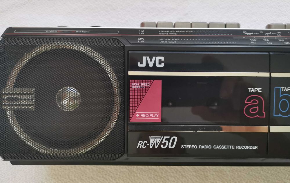 Radio Casetofon JVC RC W50 Boombox din 1986-Impecabil !!! Ploiesti • OLX.ro