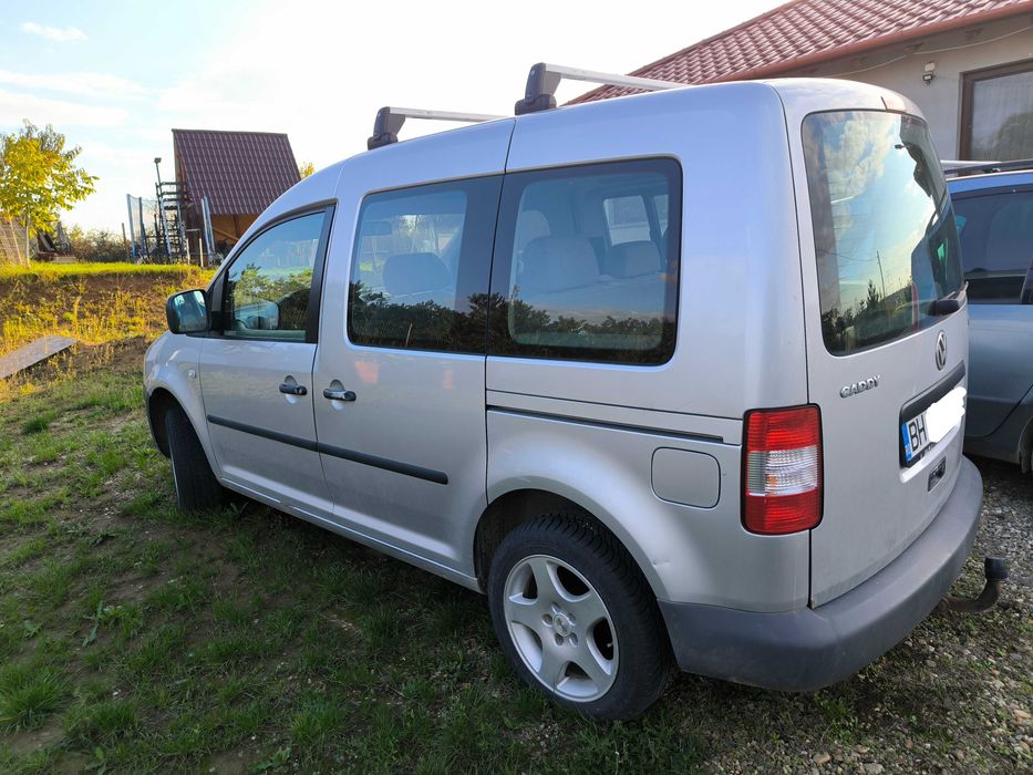 Vand vw caddy 2006 Oradea • OLX.ro