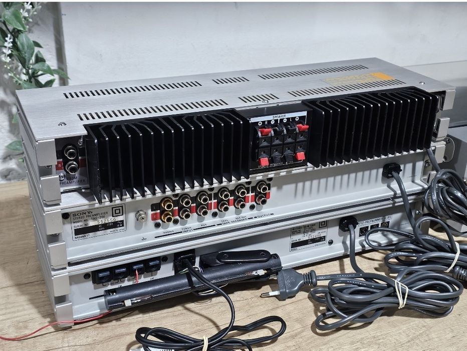 Linie audio SONY falcon,amplificator,deck,tuner,preamplificator,pickup Suceava • OLX.ro