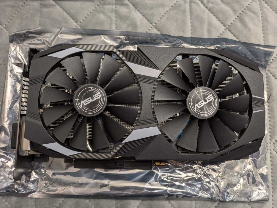 Placa video ASUS Dual RX580 4Gb 256 biti Bacau • OLX.ro