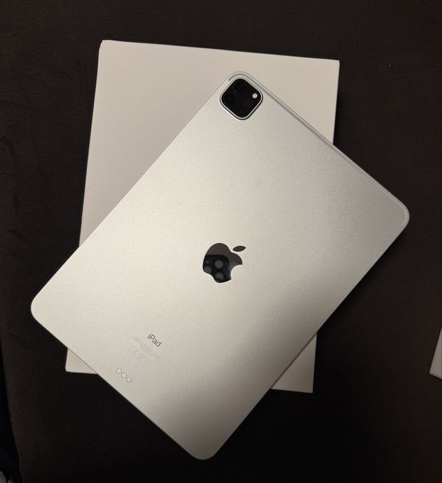 Продава Ipad 11 pro 256 gb (2021) с Apple pencil 2nd gen гр. София Борово • OLX.bg