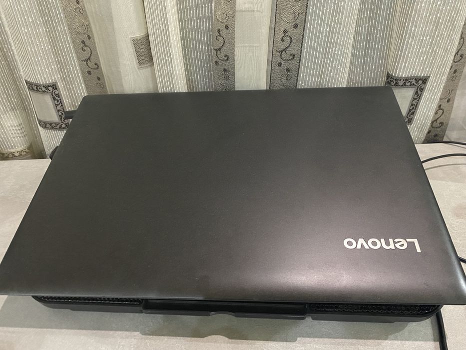 Лаптоп Lenovo-500 гр. Рудозем • OLX.bg