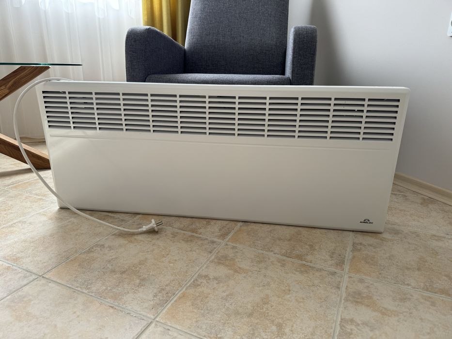 Конвектор Airelec Basic гр. Велико Търново Акация • OLX.bg