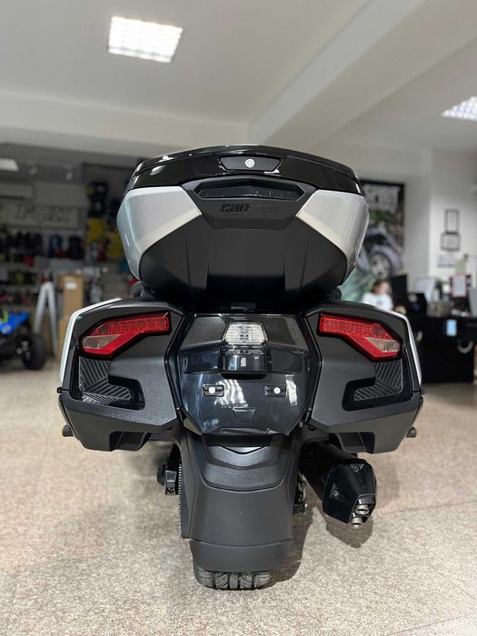 Can-Am Spyder RT LTD Hyper Silver dark Chitila • OLX.ro