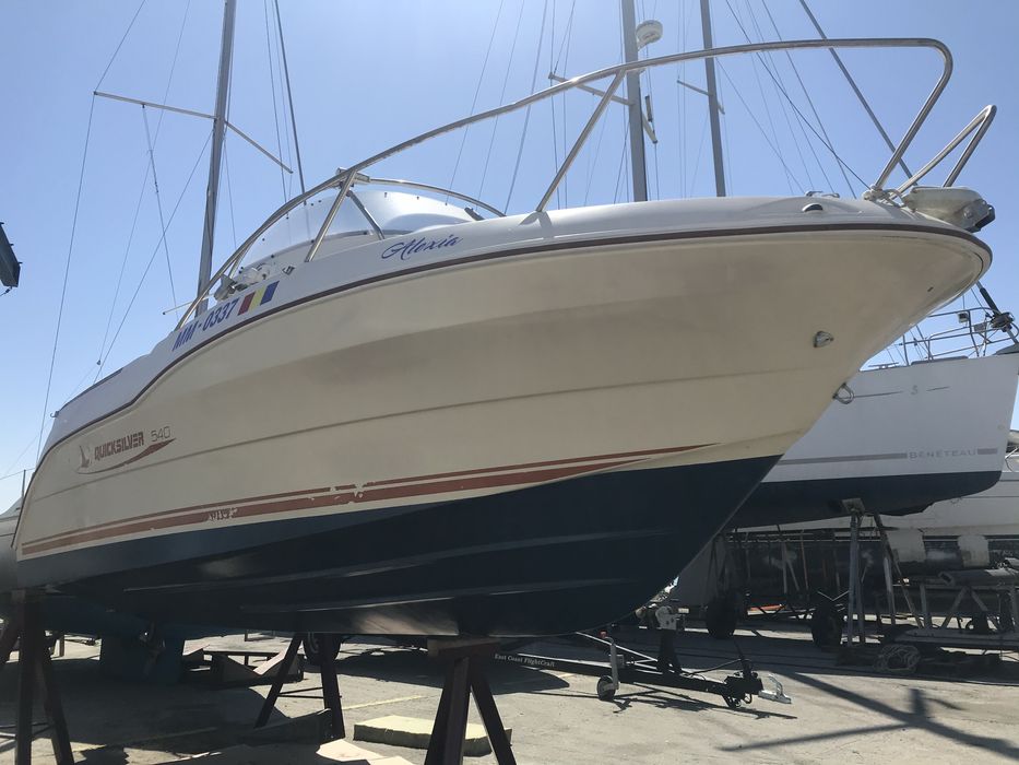 Barca Quicksilver 540 + peridoc 1300 kg Eforie Nord • OLX.ro