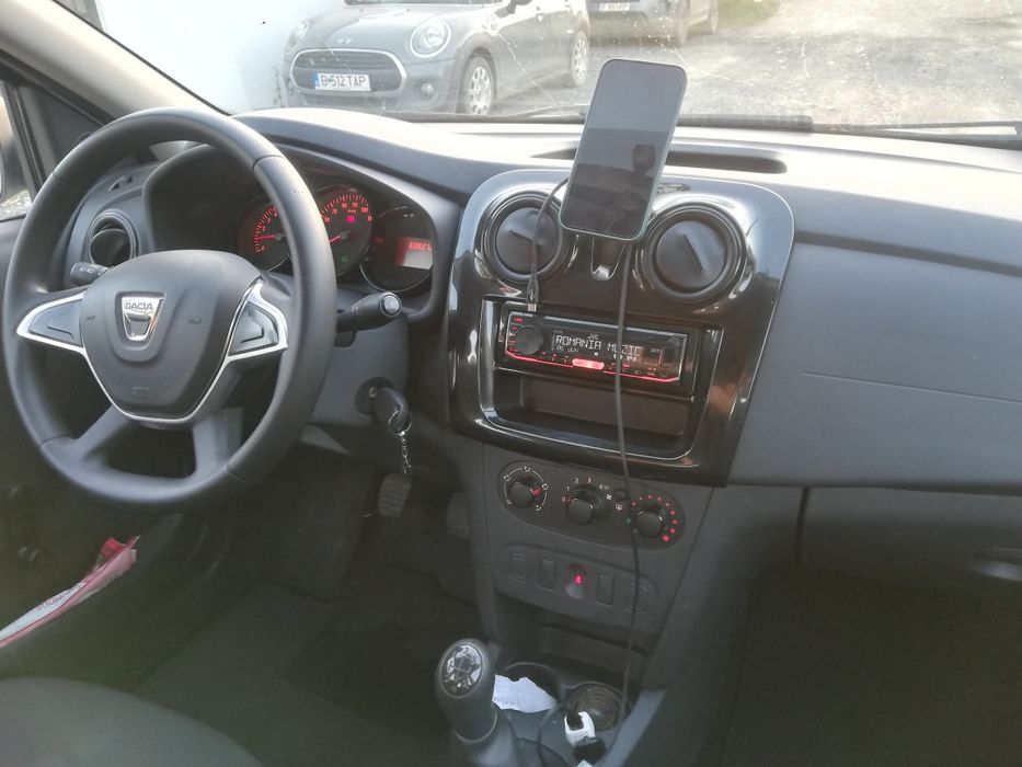 Dacia Logan,an 2018, motor 999 benzina+GPL, 74000 km Bucuresti Sectorul ...