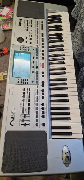 Vand sau schimb orga Korg Pa50 impecabil Bucuresti Sectorul 6 • OLX.ro