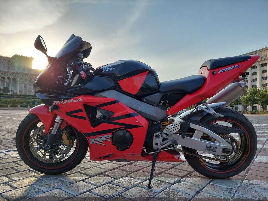 Honda cbr 954 rr fireblade sc50 Bucuresti Sectorul 2 • OLX.ro
