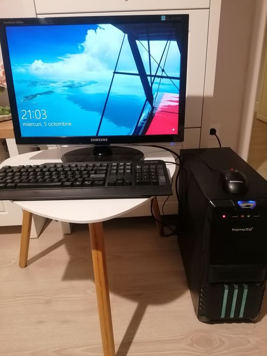 Sistem complet calculator PC desktop cu monitor Samsung 22 inch ...