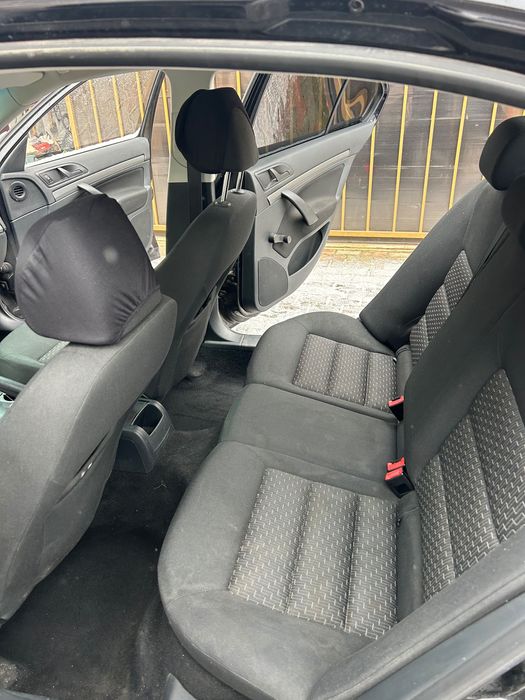 Skoda Octavia 2011 – 1.4 Benzină – Euro 5 – Navigație Vaslui • OLX.ro