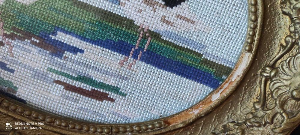 Много стар гоблен елипса, в Стара рамка гр. Горна Оряховица • OLX.bg