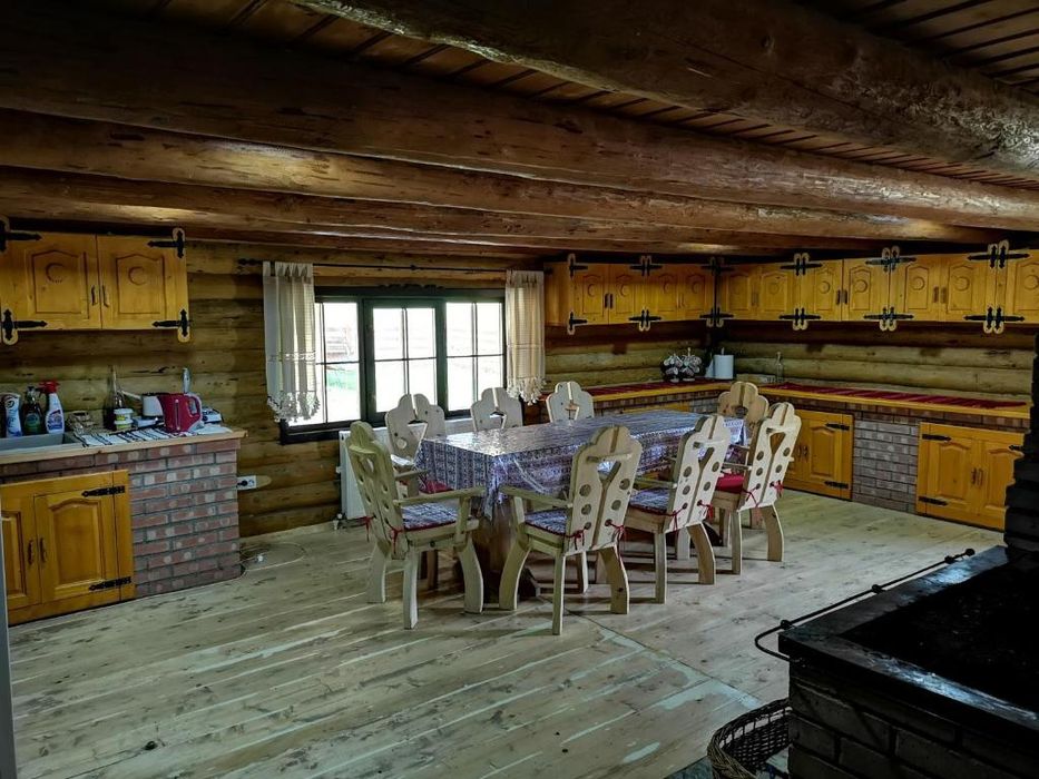 Cabana Diana situata langa Gura Humorului Capu Campului • OLX.ro