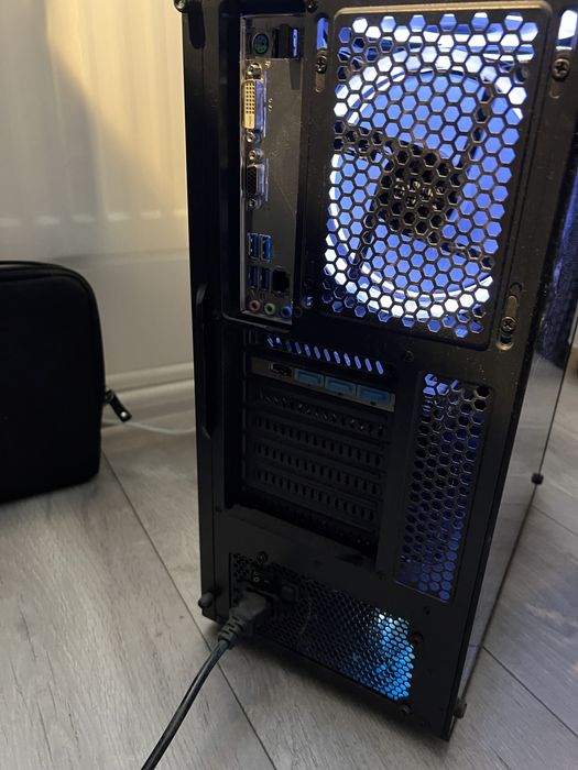 PC Gaming Thunder Slatina • OLX.ro