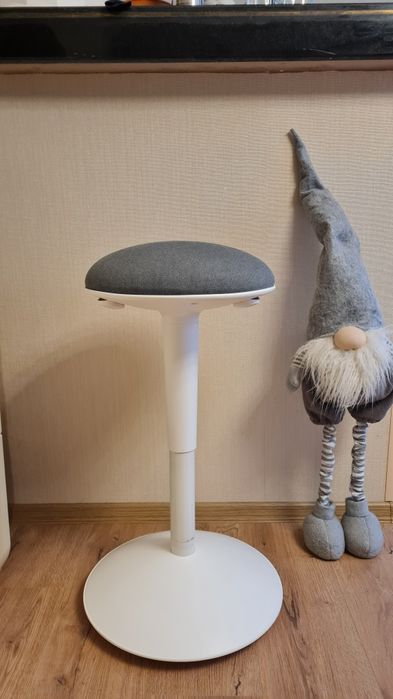 Разпродажба на столове и други Ikea гр. София Красно село • OLX.bg