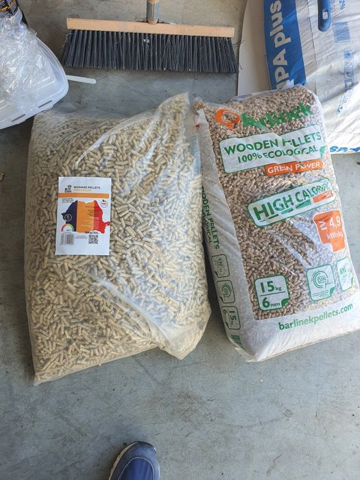 Peleti barlinek premium, brad 100%, 26 pe/sac Rosiori de Vede • OLX.ro