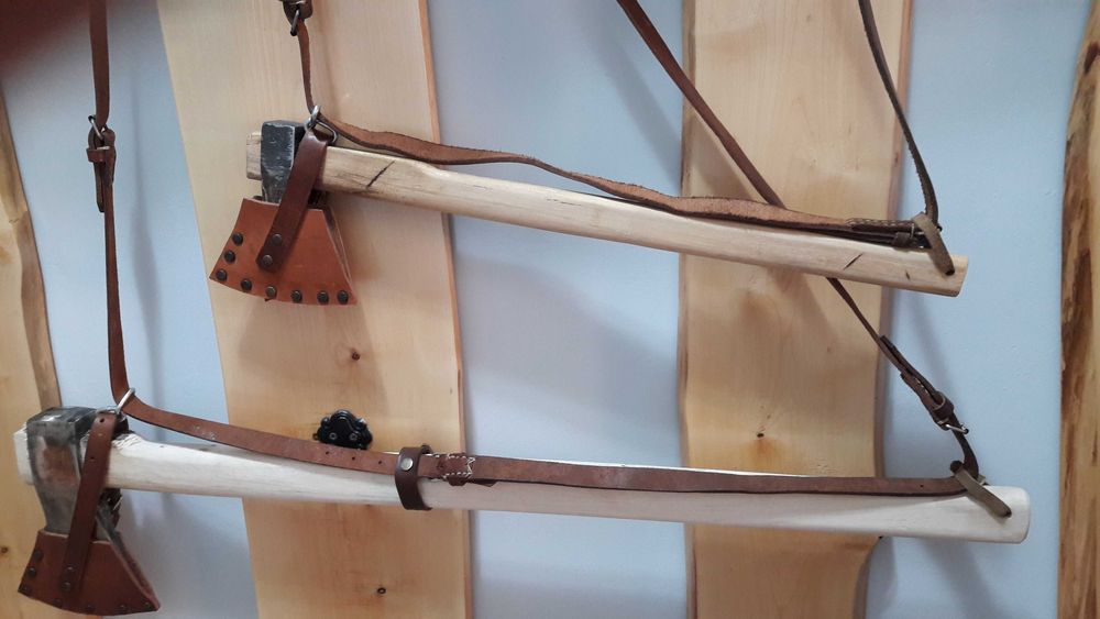 Topor Forjat cu Husa piele groasa Baia Mare • OLX.ro