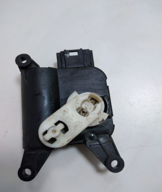 Motoras Denso Clapeta Aeroterma CZ1168802881 Skoda Superb a 2-a gen ...