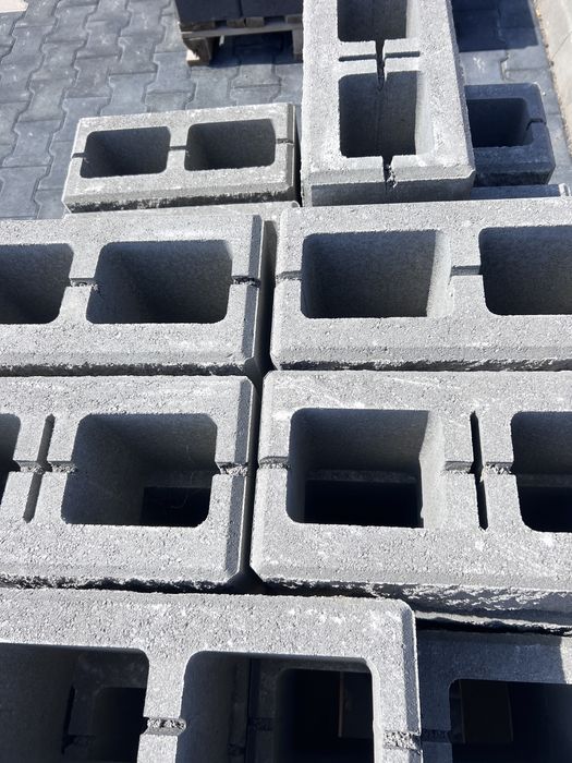 Boltar gard splitat finisat Odorheiu Secuiesc • OLX.ro