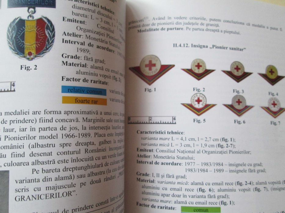 Carte Catalog, Insigne si Medalii de Pionieri, Radu Tabara. Vol. 1 + 2 ...