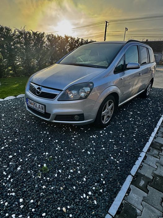 Opel Zafira 1.9 CDTI- An 2006| 7 locuri/Diesel Racovita • OLX.ro
