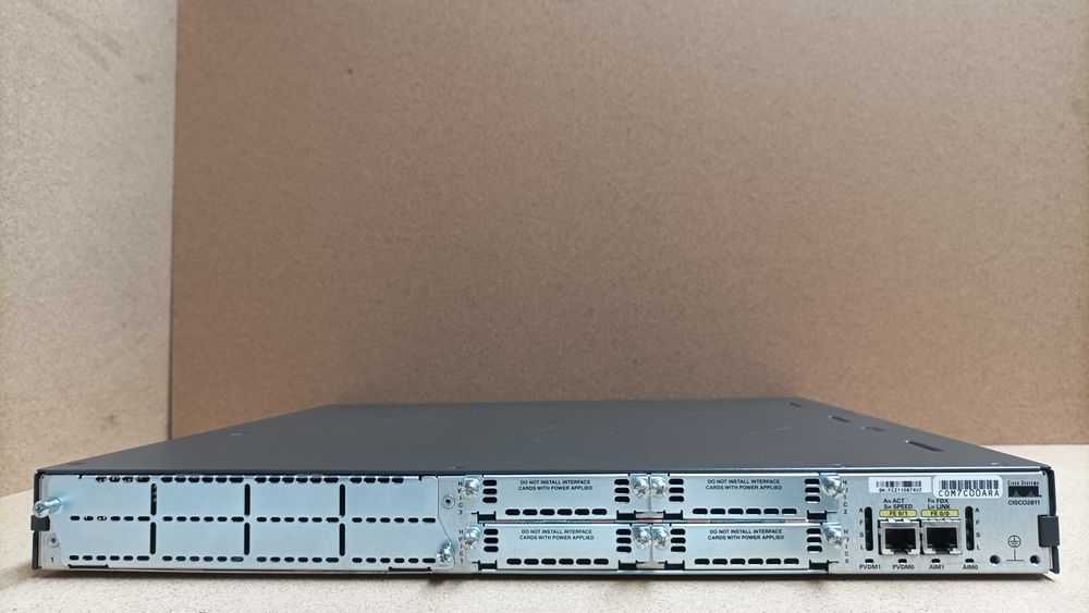 Router Cisco 2811 HSEC K9 Pancota • OLX.ro