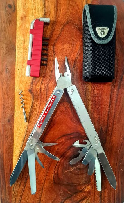 Victorinox Swiss Tool Multytool Мултиинструмент гр. Бургас Възраждане • OLX.bg
