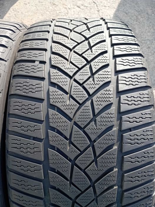 2 Зимни гуми 245 40 18 GOODYEAR дот 0421. Безплатен монтаж. гр. Хасково Промишлена зона - Юг ...