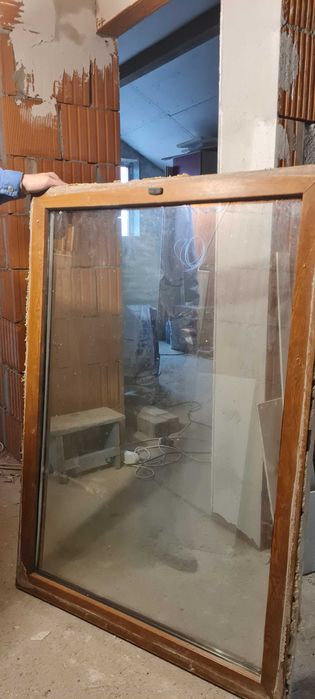 Vand fereastra PVC termopan maro geam 4 anotimpuri Slatina • OLX.ro