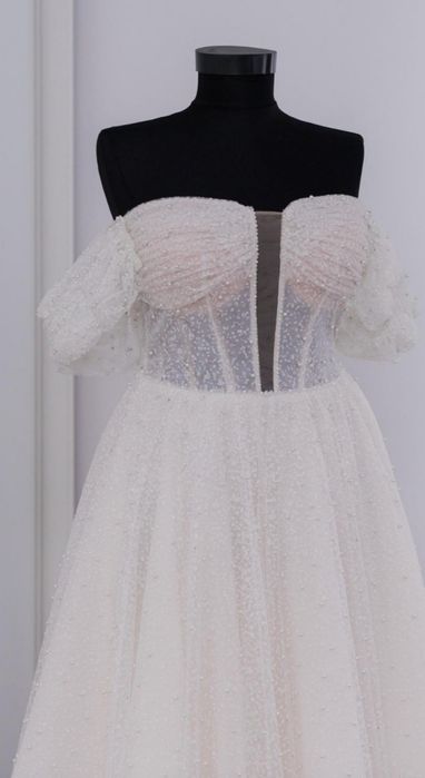 Inchiriez manechine pentru nunta barbat si femeie Timisoara • OLX.ro