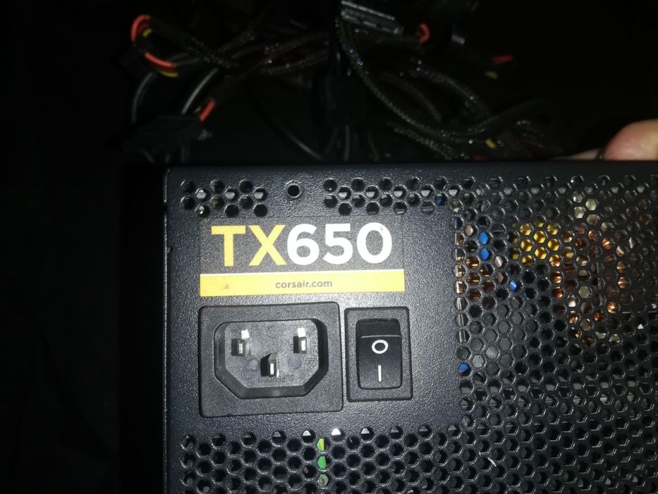 Sursa corsair tx650 Galati • OLX.ro