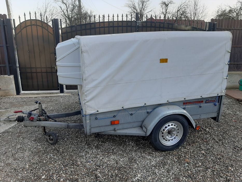 Remorca auto 750kg Italia cu sistem de franare Bacau • OLX.ro