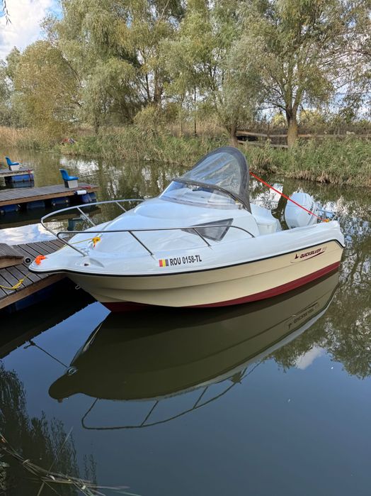 Ambarcatiune Quicksilver 510 Cruiser Tulcea • OLX.ro