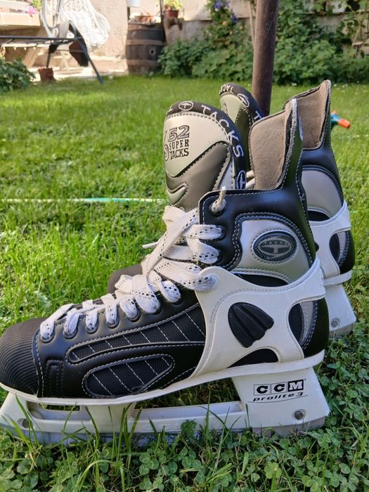 Легендарни кънки за хокей на лед CCM Tacks 652 гр. Самоков • OLX.bg
