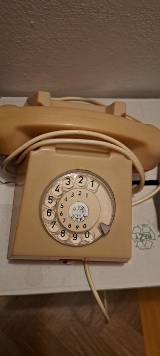 Telefon cu disc ... Bucuresti Sectorul 5 • OLX.ro