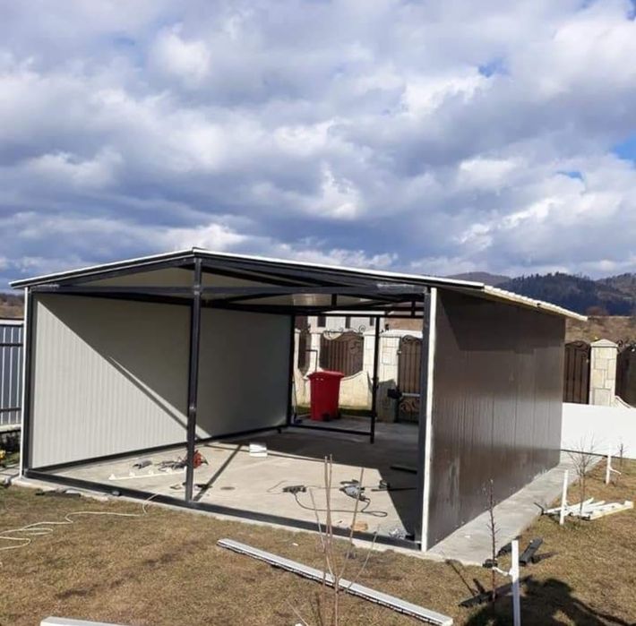 Garaj auto pe structură metalică panouri sandwich Suceava • OLX.ro