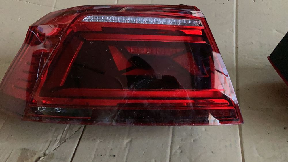 Stop VW Passat B8 Facelift 2020 , 2021 , 2022 , 2023 stop Stanga led ...