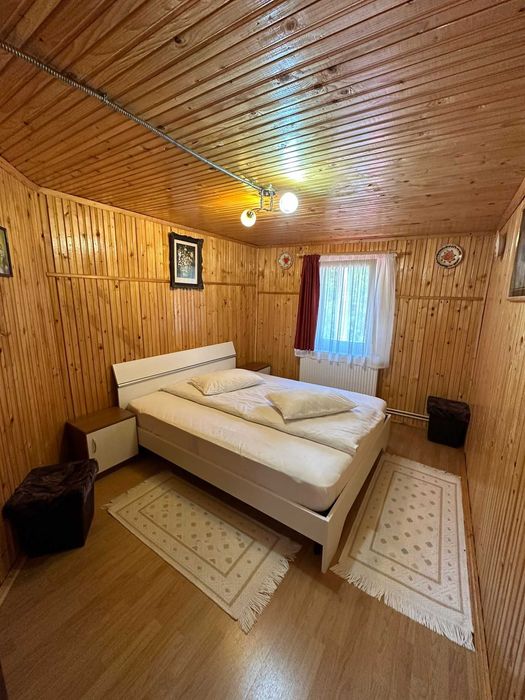 Cabana din vale de inchiriat Bulz • OLX.ro