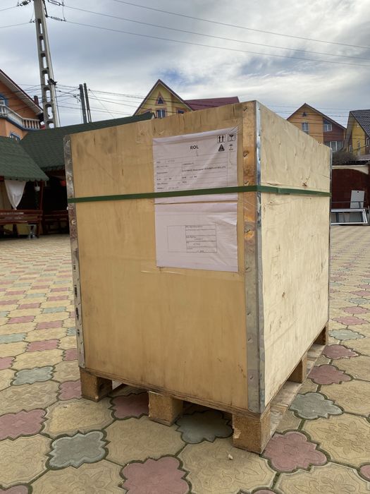 Box palet de vanzare paleti Harlau • OLX.ro