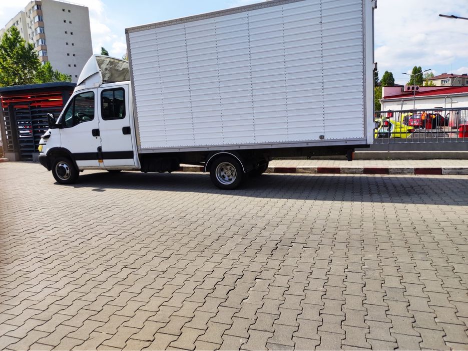 Iveco Daily cu 7 LOCURI detarat cat B(nu Sprinter, Ford Tranzit ...