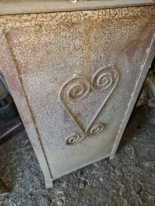 Vind soba pe sumegus Ludus • OLX.ro