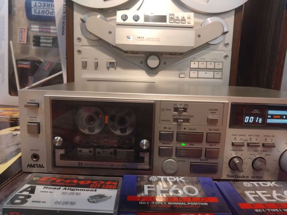 DECK TECHNICS RS-M250 Stereo 2-Head Cassette Deck Pitesti • OLX.ro