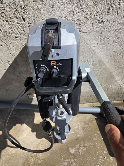 Motor Barca Evinrude 2.5cp 2 timpi cisma scurta Stefanestii de Jos • OLX.ro