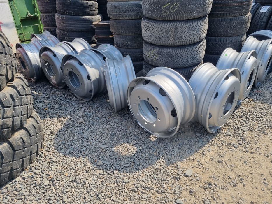 Jante noi tubeles remorca 8 prezoane 825 R20, 900 R20 Ovidiu • OLX.ro