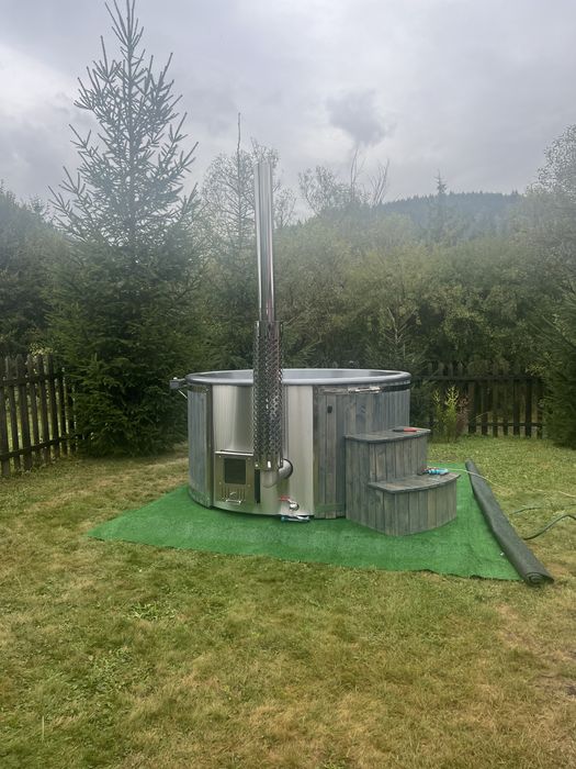 Ciubar tip jacuzzi din fibra de sticla Campia Turzii • OLX.ro