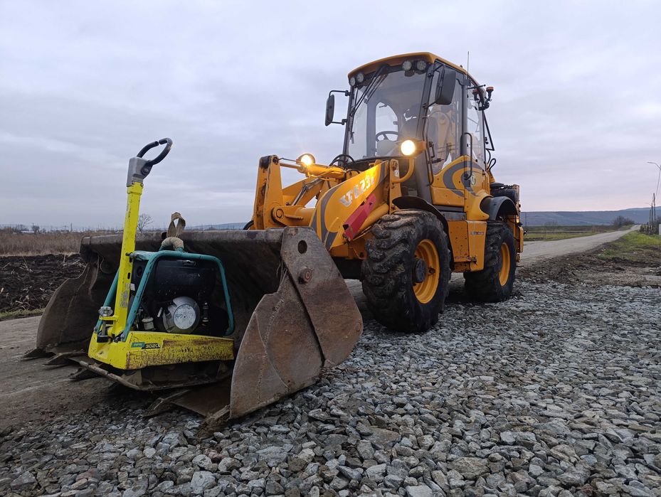 Buldoexcavator Venieri Sarmasag • OLX.ro