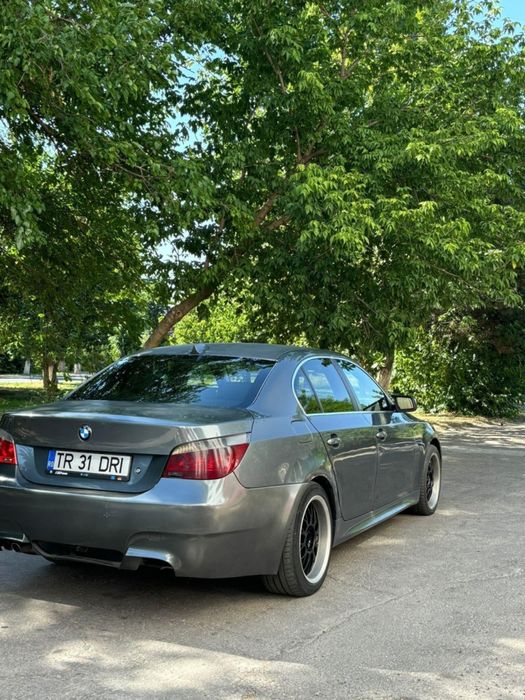 Vând/urgent BMW E60 30d fara negocieri asta este ultimul pret Bucuresti ...