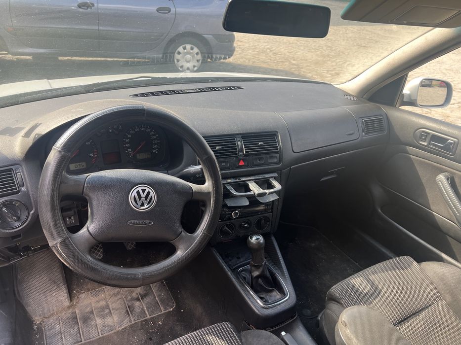 Голф 4 1.9 116 6ст кутия перфектен мотор и скорости само на части гр. Дряново • OLX.bg